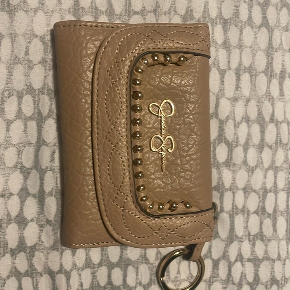 Jessica Simpson | Bags | Tan Jessica Simpson Wallet | Poshmark